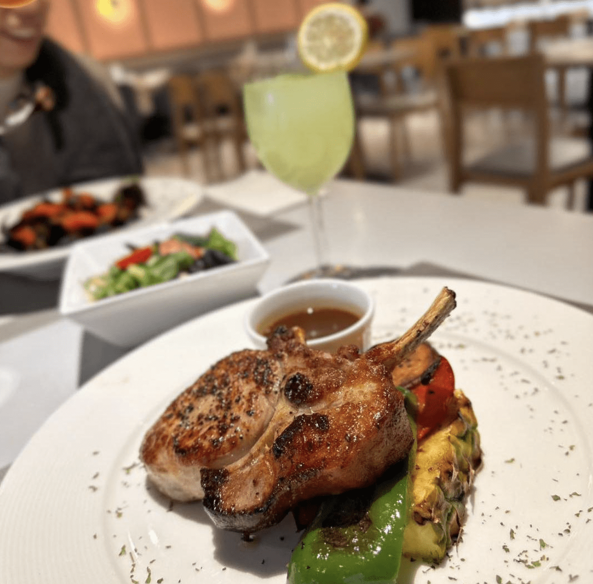 Ebeneezer's Restaurant & Bar@ TKO｜Asian｜Get Discounts Up to 50% - Eatigo